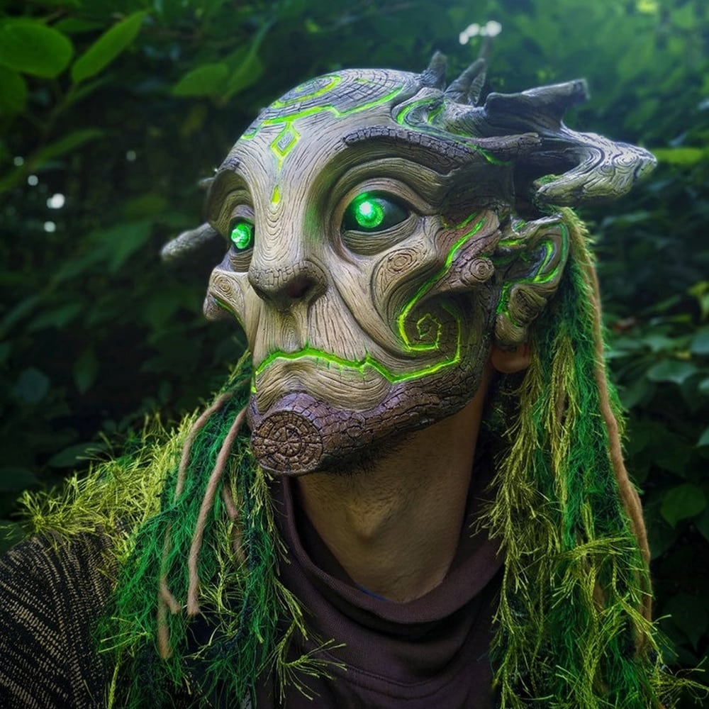Glowing Mask Elf – TechanovaFinds